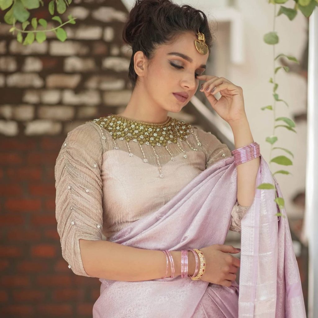 Top 14 Amazing Blouse Designs Ideas For Wedding